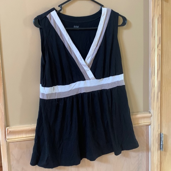 a.n.a | Tops | Ana Large L Tank With White Tank And Stripe On Black ...